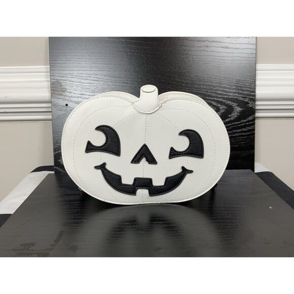 MAD Engine | Bags | Mad Engine White Pumpkin Jack Olantern Crossbody ...